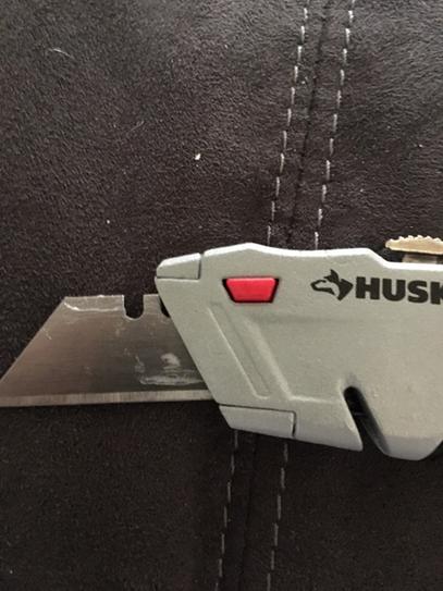 Husky Quick-Release Retractable Utility Knife 99738 - The Home Depot