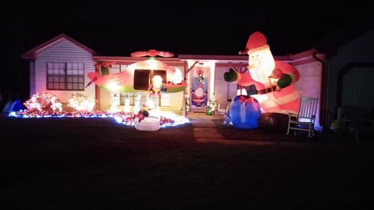 Gemmy 8 ft Pre-Lit LED Animated Santa and Elves in Helicopter Scene ...