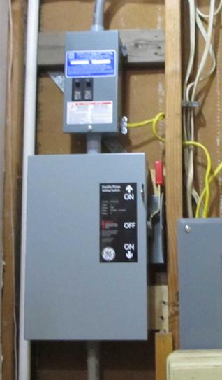 ABB 30 Amp 240V Non-Fused Indoor General-Duty Double-Throw Safety ...