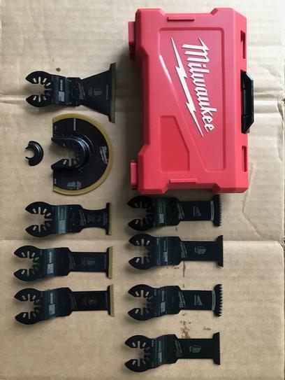 Milwaukee Sawzall Demolition Nail-Embedded Wood and Metal Cutting Bi ...