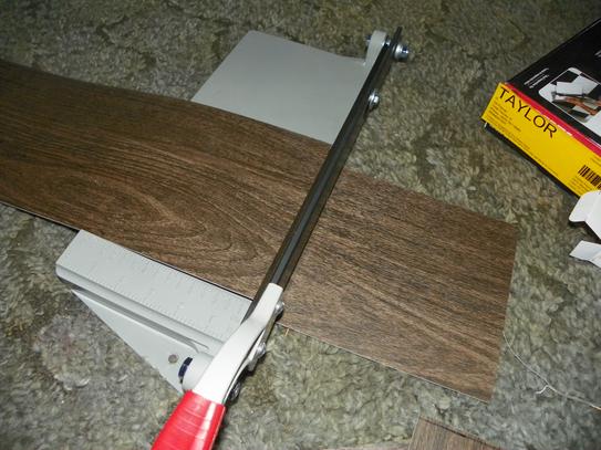 ROBERTS 12 in. Quick-Cut Vinyl Tile VCT Cutter 30002 - The Home Depot