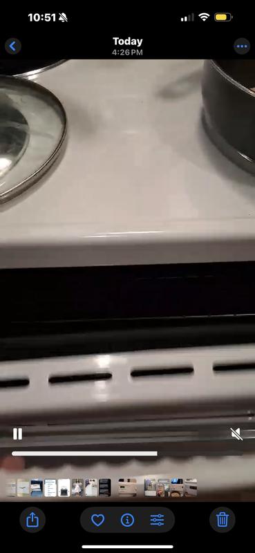 Hotpoint 30-in 4 Burners 5-cu ft Freestanding Electric Range (White ...