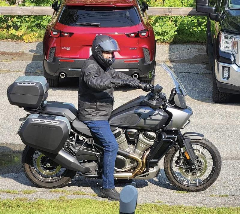 Men's Mesa Harley-Davidson ADV Waxed Riding Jacket - Black Men's Mesa Harley-Davidson ADV Waxed Riding Jacket - Black