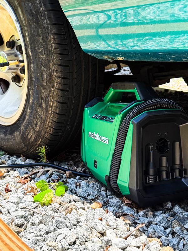 Metabo HPT MultiVolt 18-volt Li-ion Air Inflator (Power Source Battery ...