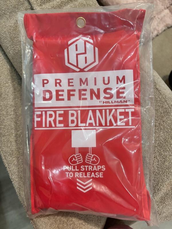 PREMIUM DEFENSE Emergency Fiberglass Fire Blanket, 40 x 40in., 1 Pack ...