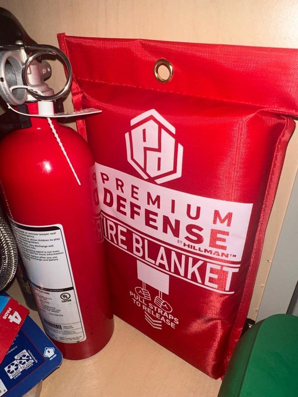 Hillman Multipurpose Commercial/Residential Fire blanket 40-in x 40-in ...