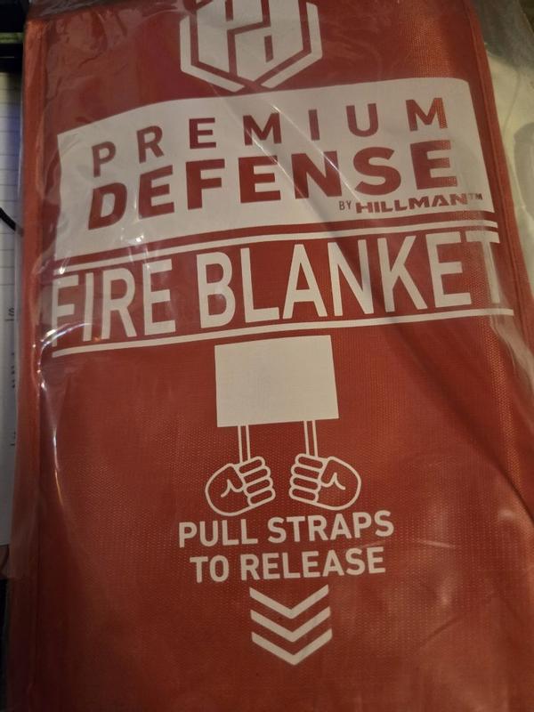 PREMIUM DEFENSE Emergency Fiberglass Fire Blanket, 40 x 40in., 1 Pack ...