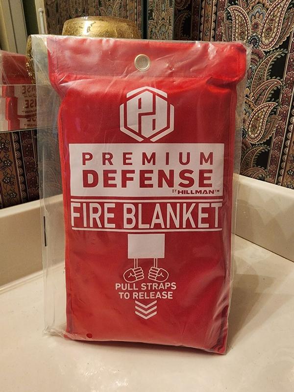 Hillman Multipurpose Commercial/Residential Fire blanket 40-in x 40-in ...