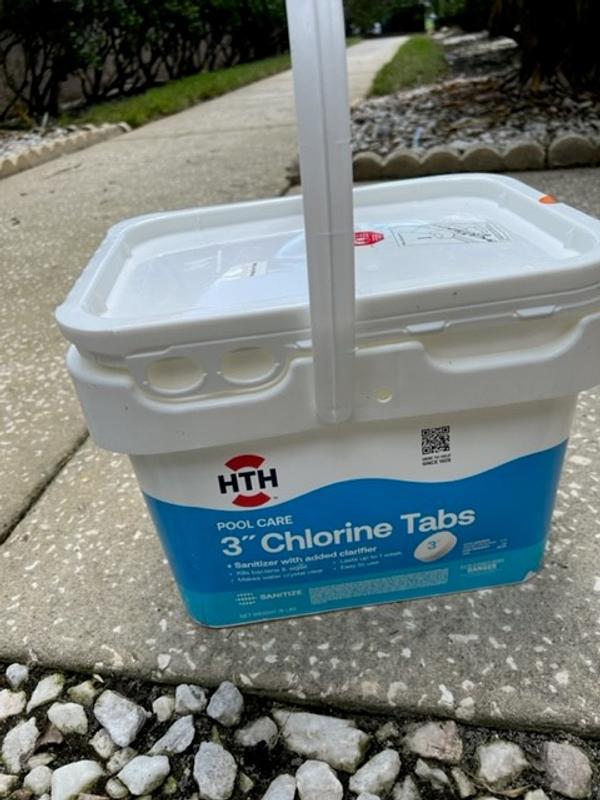 HTH Swimming Pool Chlorine 25.0 Pound(s) Bucket 3-in Tablets Chlorine ...