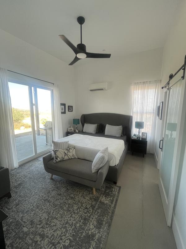 Hunter Piston 52-in Fresh White Integrated LED Indoor/Outdoor Ceiling ...