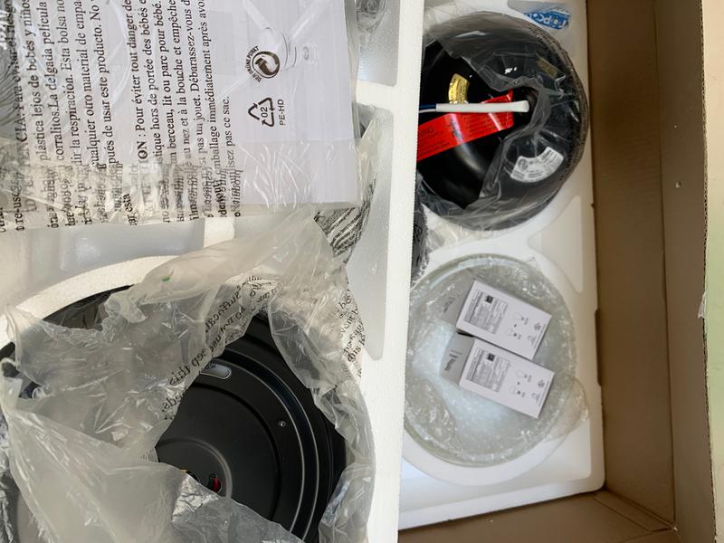 Hunter 52 in. 3-Speed Indoor/Outdoor Aker Damp-Rated Ceiling Fan with ...