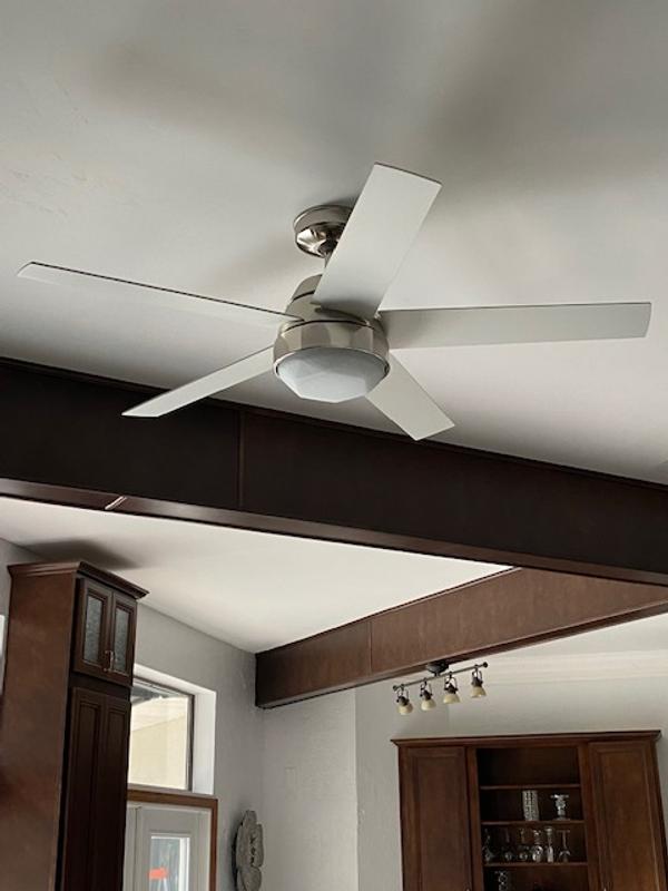 Hunter Garland 52-in Polished Nickel with Fresh White Blades LED Indoor ...