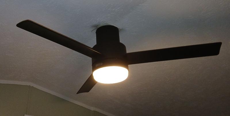 Hunter Gilmour 52-in Matte black LED Indoor/Outdoor Flush Mount Ceiling ...