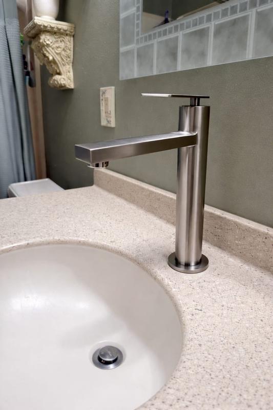 YAWWALK Matte Black Bathroom Sink Faucet Single Hole 1-Handle Low-Arc ...