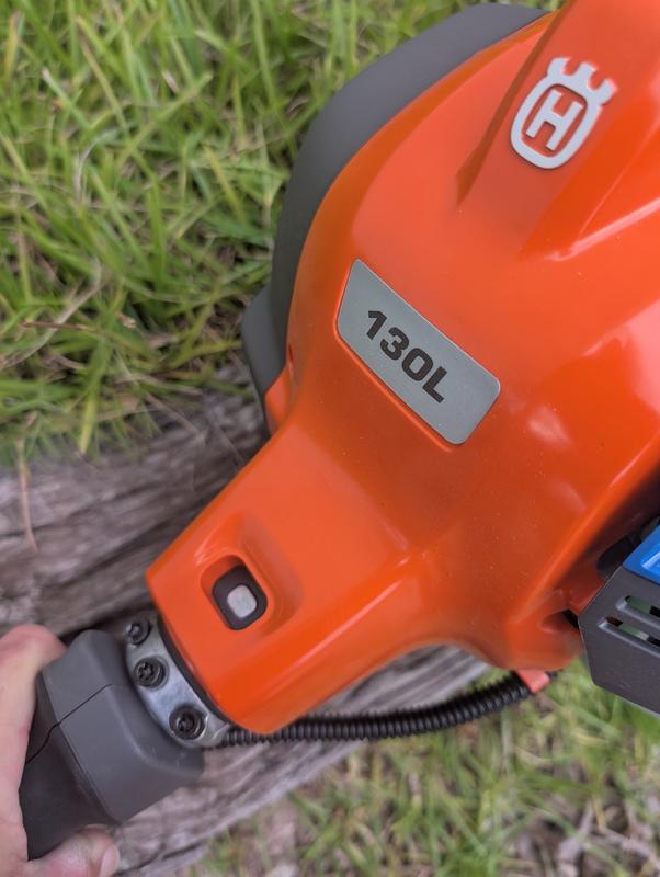 Husqvarna 130L 28-cc 2-cycle 18-in Straight Shaft Gas String Trimmer ...