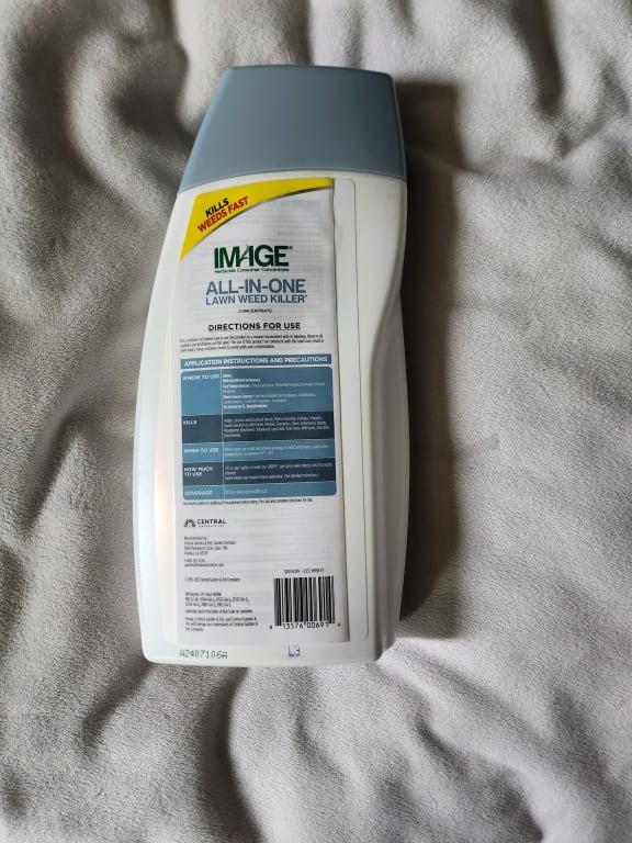 IMAGE All In One 24 -oz Concentrate Lawn Weed Killer in the Weed ...