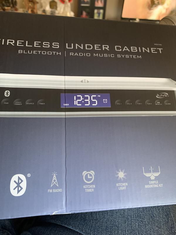 Under Cabinet Music System ILive Bluetooth Kitchen Clock Radio With CD