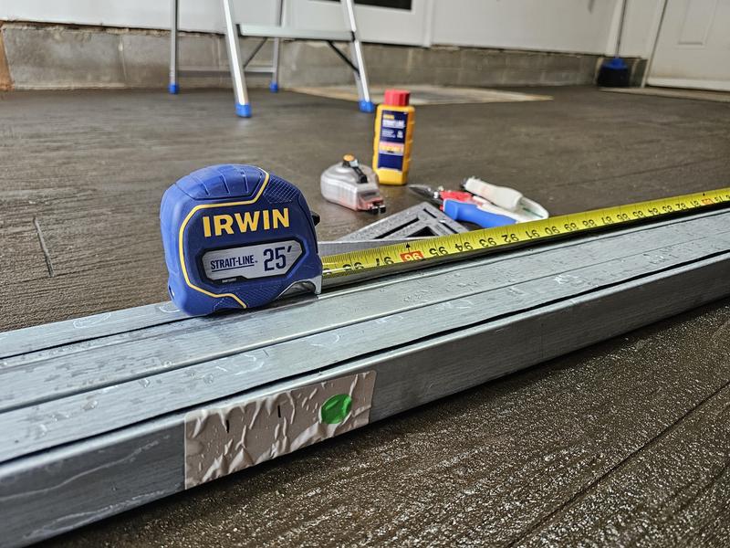 IRWIN STRAIT-LINE 25-ft Tape Measure IWHT39393S at Lowes.com