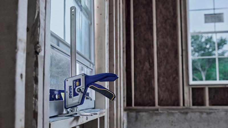 IRWIN Quick-Lift Construction Jack IRHT83100 at Lowes.com