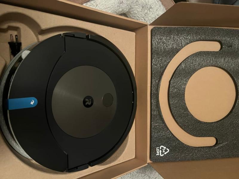 iRobot Roomba Combo j9+ Auto Charging Self Emptying Pet Robotic Vacuum ...