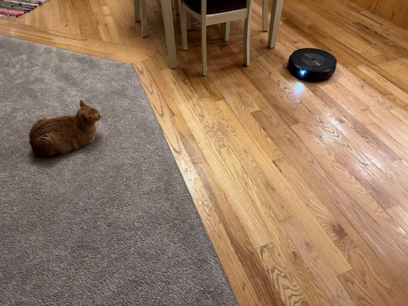 iRobot Roomba Combo j9+ Auto Charging Self Emptying Pet Robotic Vacuum ...