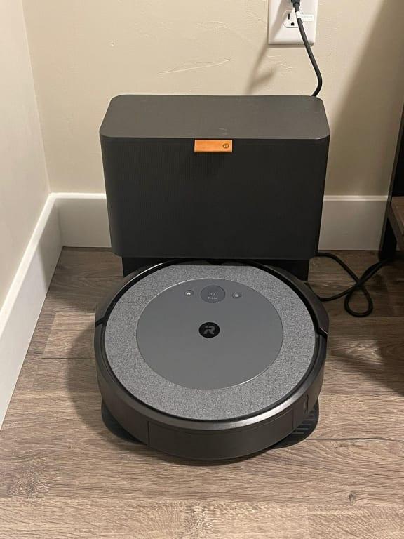 iRobot Roomba Combo i5 Robot Vacuum and Mop Auto Charging Pet Robotic ...