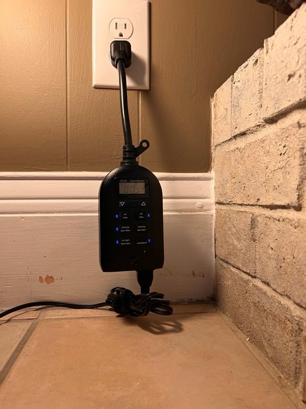 Utilitech 15 -Amps 120-volt Outdoor 2 -Outlet Programmable Countdown ...