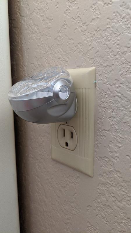 Projectables Motion Silver LED Auto On/Off Night Light 30404 at Lowes.com