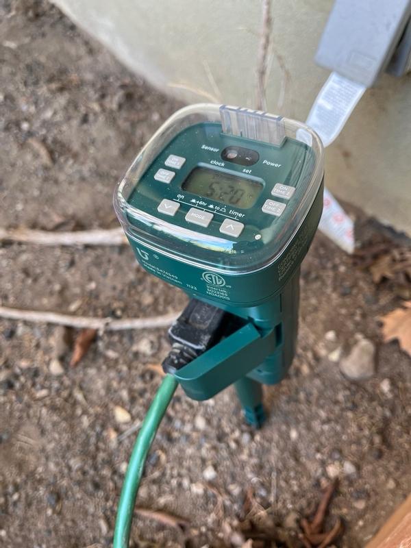 Utilitech 15 -Amps 120-volt Outdoor 6 -Outlet Programmable Countdown ...