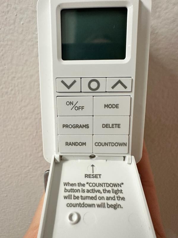 Utilitech 15-Amps 120-volt In-wall Lighting Timer 81670 at Lowes.com