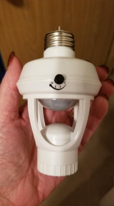 GE 15-Degree White Screw-in Motion Sensor at Lowes.com