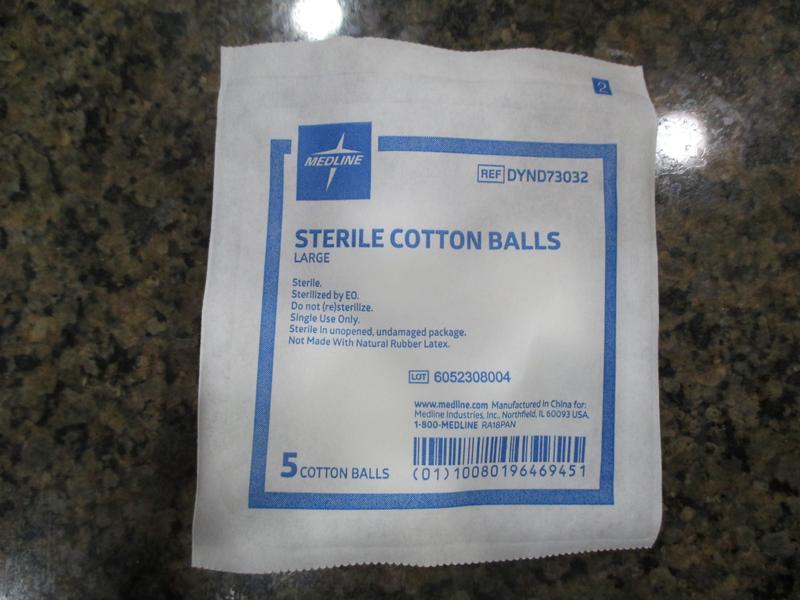 Medline Sterile Cotton Balls Large Pack Of 5 Case Of 25 Packs - Office ...