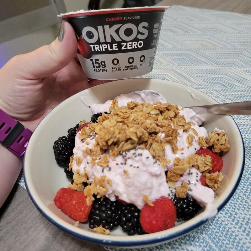 Mixed Berry Oikos Triple Zero High Protein Nonfat Greek Yogurt