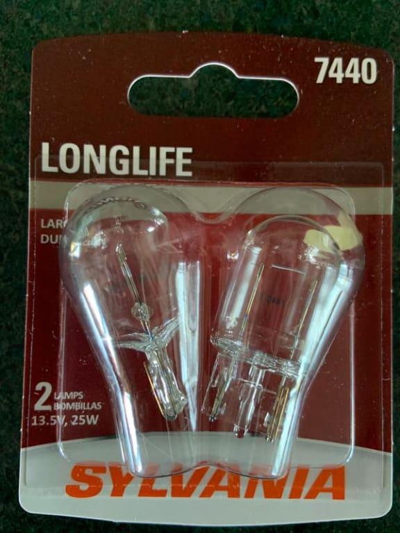 Sylvania Long Life Bulb 7440LL Reviews