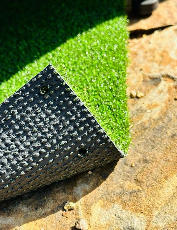 Ottomanson Putting Green Turf Rug Golf Hitting Mat 7-ft x 6-ft ...