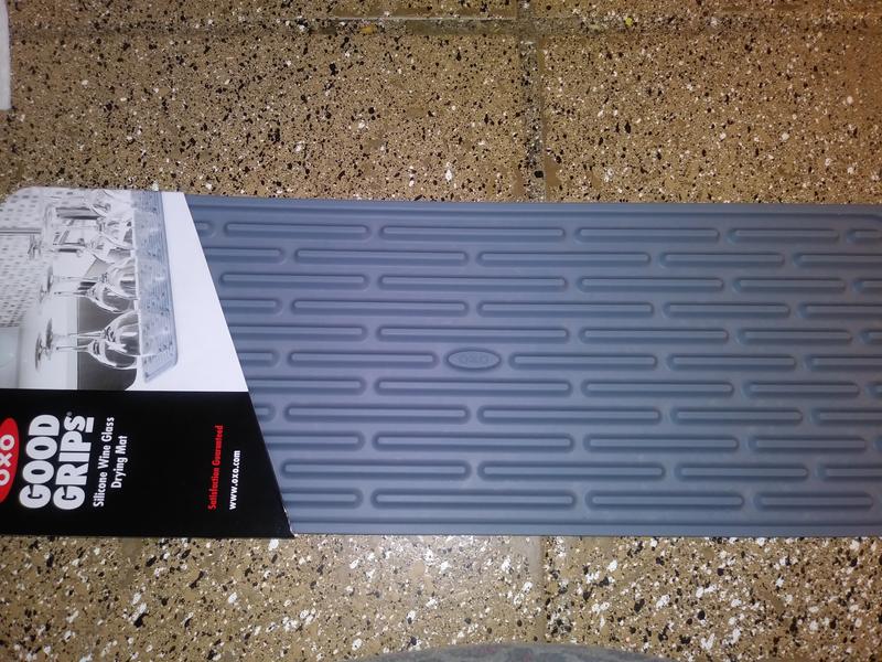 OXO CC OXO WINE GLASS DRYING MAT at Lowes.com