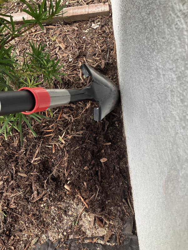 Razor-Back 30-in Fiberglass D-Handle Drain Spade 47604 at Lowes.com