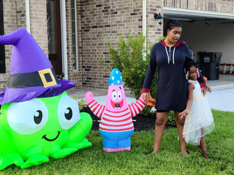 Nickelodeon 3.51-ft Lighted Nickelodeon SpongeBob SquarePants Patrick ...