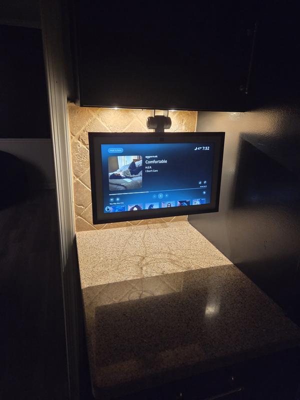 Amazon Echo Show 15 Full HD 15.6" kitchen hub for home organization ...