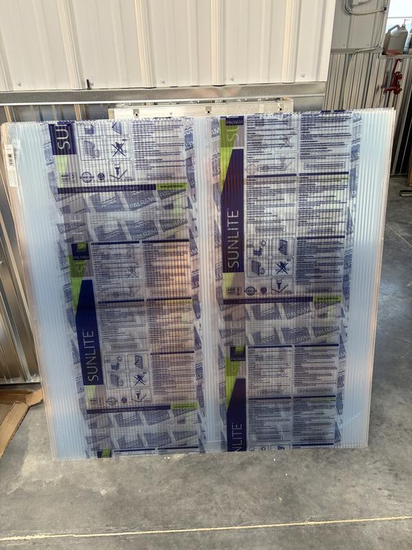 Sunlite 4-ft x 4-ft Corrugated Clear Polycarbonate plastic Roof Panel 5 ...
