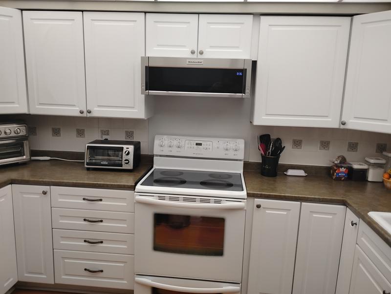 KitchenAid 1.1-cu ft 1000-Watt Low Profile 29.88-in Over-the-Range ...