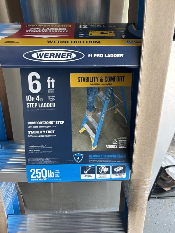 Werner FS100CZ 4-ft ( 8-ft Reach Height ) Fiberglass Type 1 - 250 lbs ...