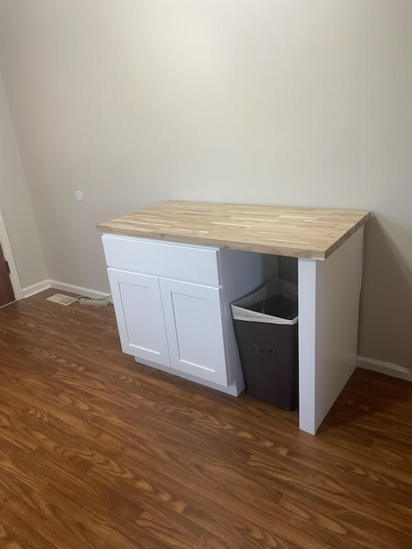 RELIABILT Fairplay 3-in W x 34.5-in H x 24-in D White Painted Cabinet ...