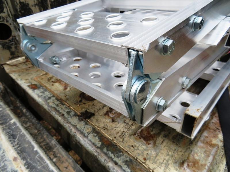 Kobalt 0.93-ft x 7.53-ft 1500-lb Capacity Arched Folding Loading Ramp ...