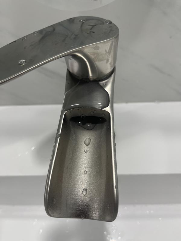 TOSCA Capri Brushed nickel 4-in centerset 1-handle WaterSense Waterfall ...