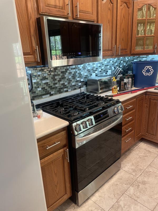 LG 30-in 5 Burners 5.8-cu ft Self-cleaning Freestanding Smart Natural ...