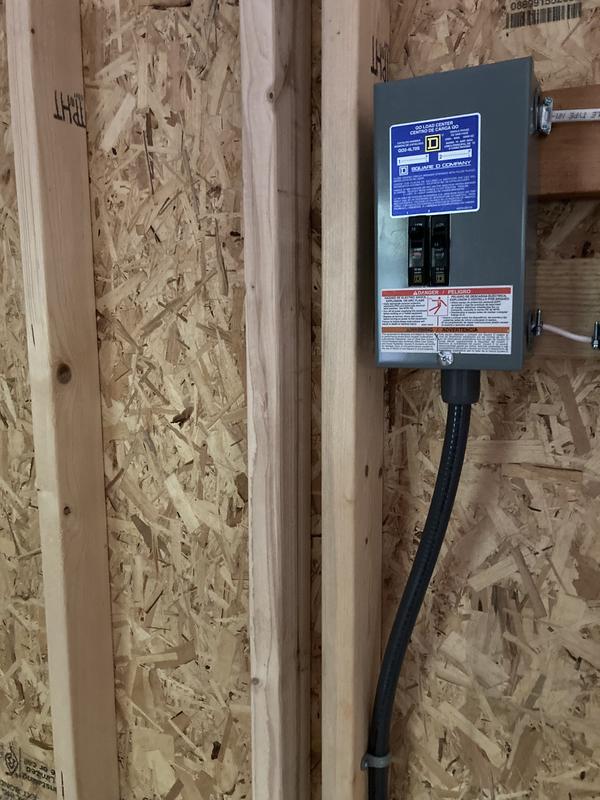 Square D 30-Amp 2-Spaces 2-Circuit Indoor Main Lug Load Center ...