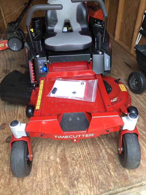 Toro TimeCutter 42-in 15.5-HP Gas Zero-turn Riding Lawn Mower 75748 at ...