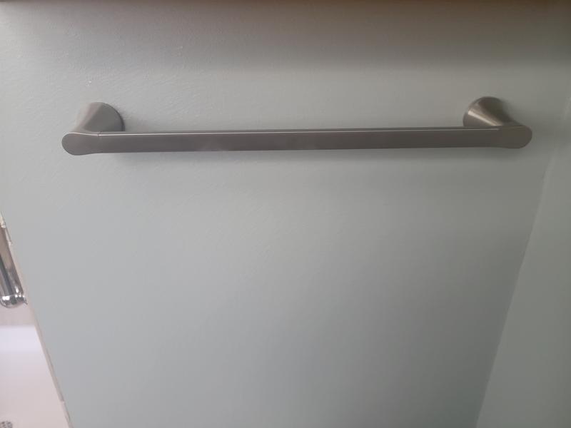 Origin 21 Candace 24-in Matte Black Wall Mount Single Towel Bar BTH-024 ...