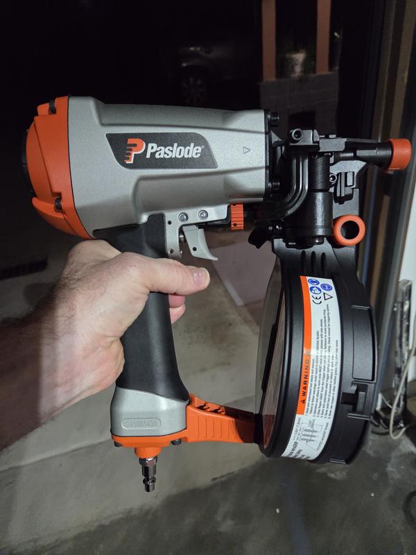 Paslode tetraGRIP 1-1/8-in Pneumatic Siding Nailer 515400 at Lowes.com